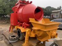 China 62KW Self Loading Concrete Mixer Machine , Mini Portable Concrete Mixer Pump for sale