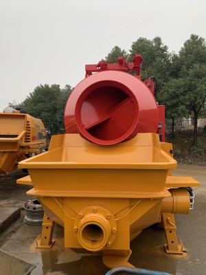China 62KW Self Loading Concrete Mixer Machine , Mini Portable Concrete Mixer Pump for sale