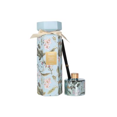 Cina I bastoni della fibra di Sapphire Lotus Hotel Decorate Aluminum Collar hanno sentito Reed Diffuser in vendita