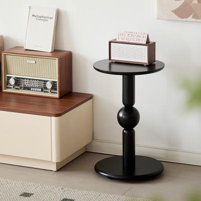 China Minimalist American-Style Round Coffee Table Living Room Sofa Side Table Wooden Center Table Nightstand Accent Coffee Table for sale