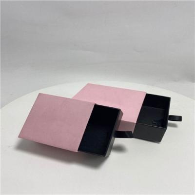 Cina La goffratura fatta a mano elabora il contenitore d'imballaggio di gioielli rosa di rettangolo in vendita