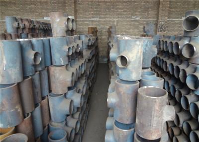 China Koolstofstaalt-stuk Wphy 52 het Rechte Astm A860 Wphy65 T-stuk van Sch80 Sch160 Te koop
