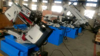 China De Hoek Dubbele Kolom die van het mijtermetaal Horizontale Lintzaagmachine zagen Te koop