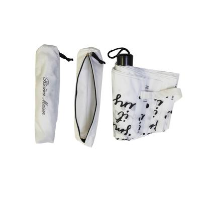 China 8 Ribs Auto Open Close Mini Folding Umbrella Digital Printing With Shopping Bag for sale