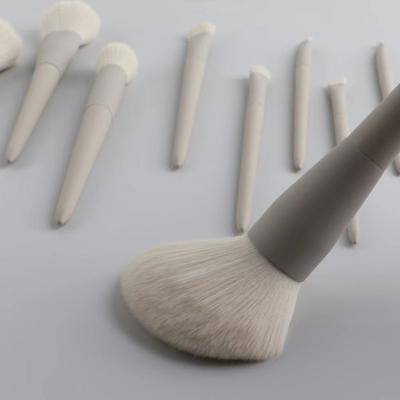 China Angular Blush Angular Blush 12pcs White Grey Professional Cosmetics Makeup Brush Sets Synthetic Foundation Blending Powder Blush Concealer Eyeshadow Brush for sale