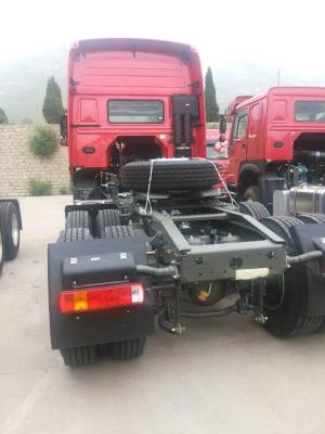 Cina Camion resistente del trattore del perno di sterzaggio a 3,5 pollici per 40 tonnellate che caricano cabina Hw79 in vendita