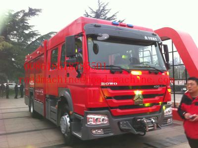 Cina Camion di estinzione di incendio di Sinotruk Howo 6m3 con il serbatoio di acqua 4x2 ZZ1167M4617C della schiuma in vendita