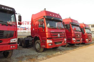 Cina Dimensioni 6110 x 2496 x 2958mm del camion del trattore del camion 336hp 4x2 del motore primo di Sinotruk Howo con 2.0inch in vendita