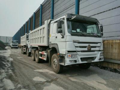 中国 10車輪371HP 20立方メートルのSinotruk HOWOのダンプカーの鉄の物質的で白い色 販売のため