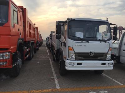 Cina Singolo autocarro con cassone ribaltabile della luce di Sinotruk 3T 4x2 della cabina con colore di bianco del contenitore di carico in vendita