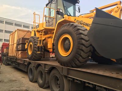 Cina Il caricatore 3.0T diesel 92kW della ruota del compatto del ³ 10t di XCMG LW300K/1.8 m. ha valutato il potere CON APPROVAZIONE di iso ccc in vendita
