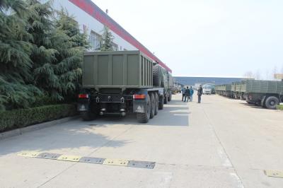 Cina Il carico pesante di SINOTRUK HOWO 6x4 trasporta 40 l'interasse su autocarro di tonnellata 371hp 4300mm in vendita