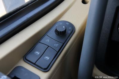Cina Rimorchio del motore primo dell'azionamento di WD615.47 371HP 6X4, velocità massima 101 in vendita