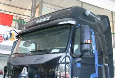 Cina HOWOA7 tipo di azionamento destro del camion della testa del motore da 371 cavallo vapore e del trattore di due traversine in vendita