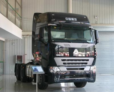 Cina HOWOA7 tipo di azionamento destro del camion della testa del motore da 371 cavallo vapore e del trattore di due traversine in vendita