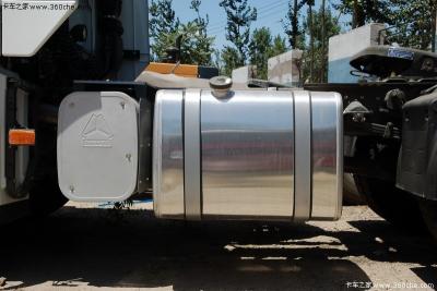 Cina 371hp scelgono il camion a 3,5 pollici del trattore del camion 6x4 del motore primo della traversina di Sinotruk Howo7 in vendita