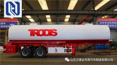 Cina Cemento materiale Bulker degli assi dell'autocisterna 3 di trasporto della polvere con volume 60CBM in vendita