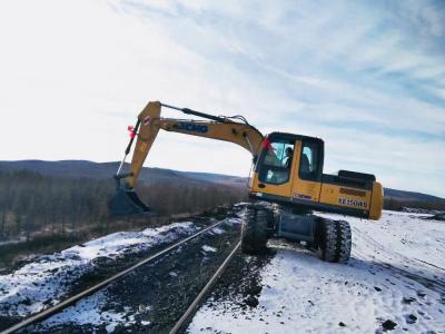 Cina 13250mm 0.4m3 XE215DA 21,9 Ton Hydraulic Crawler Excavator in vendita