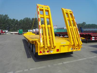 Cina Rimorchio dei semi di Lowbed con 4 parti famose di marca degli assi ad alta resistenza in vendita