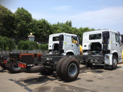 Cina Camion Sinotruk Howo7 del trattore 4x2 dell'EURO 2 per la cabina di rimorchio 420hp HW76 con il condizionatore d'aria in vendita