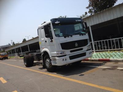Cina Camion Sinotruk Howo7 del trattore 4x2 dell'EURO 2 per la cabina di rimorchio 420hp HW76 con il condizionatore d'aria in vendita