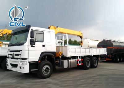 Cina 30 tonnellate dell'asta della gru di interasse telescopico 5825+1350mm della gru mobile 6x4 Max. Loading 7000kg in vendita