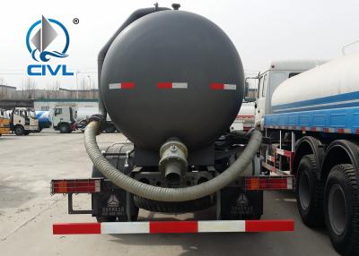 Cina HOWO 4*2 12.000 litri delle acque luride di camion pesante di aspirazione, camion bianco di aspirazione di vuoto di colore in vendita