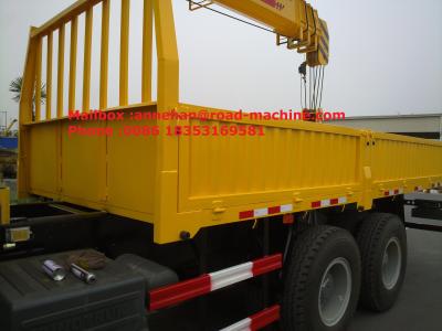 Cina Il camion di SINOTRUK HOWO 6X4 ha montato la gru 12 tonnellate con il camion della garanzia con la gru di caricamento in vendita