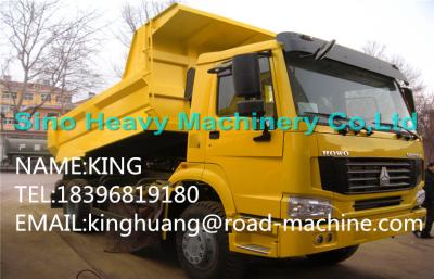Cina SINOTRUK HOWO DUMP TRUCK 4 x 2 It is suitable for in harsh environments, unloading and transport ore and others. in vendita
