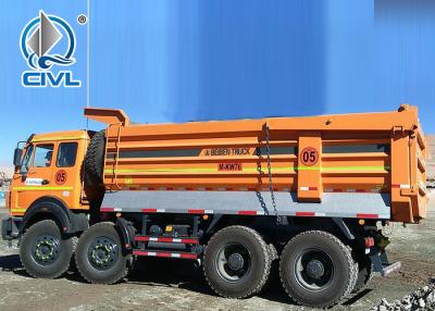 中国 Beiben10はダンプカー トラック6x4 Beibenのダンプ トラック20の立方頑丈なダンプ トラック1200R20のタイヤを動かします 販売のため