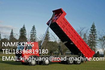 China SINOTRUCK HOWO A7 DUMP TRUCK 8 x 4 MAN technologhy large loading capacity large power à venda