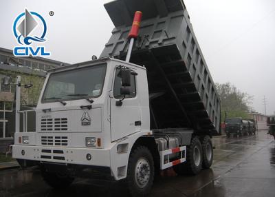 Cina Gomme dei camion 6 x 4 di WD615.47 70 Ton Mining Heavy Duty Dump 12,00 - 20 che estraggono Tipper Truck in vendita