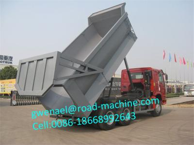 Cina Scaricatore HOWO di U-profil dei camion grigi del trasporto piccolo per letame di pulizia in vendita