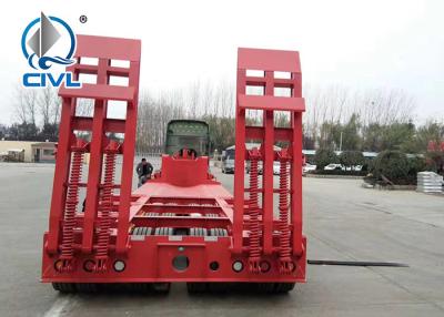 Cina 3 autoarticolati degli assi dei pc 13T con resistente di Tires And Jost Legs For 40T del modello 12.00R20 caricato. in vendita