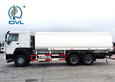Cina Il trasporto di olio combustibile radiale di Tiro della capacità di Sinotruk 16m3 trasporta la carrozza su autocarro allungata 336HP dell'euro 2 di 6X4 LHD in vendita