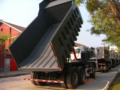 Cina Autocarro con cassone ribaltabile resistente materiale di estrazione mineraria dell'autocarro con cassone ribaltabile Q235 che estrae l'autocarro a cassone pesante con 70Tons in vendita
