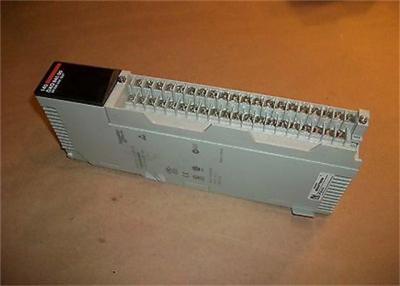 China Schneider 140DAO84000 Quantum 24-230 VAC Output Module Switching AC output 16 points for sale