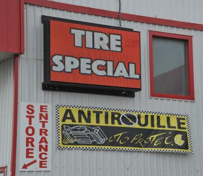 China 1920-3840HZ Refresh Front Opening Aluminum Cabinet Outdoor Front Removable Screen for Market Demands for sale