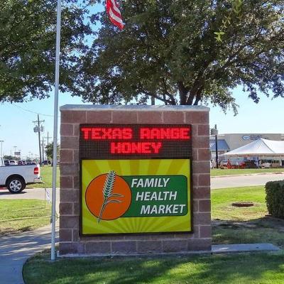 China 64 X 64 Pixels Module Resolution Front Service LED Screen with 8.5kg Cabinet Weight and WIFI Program Update for sale