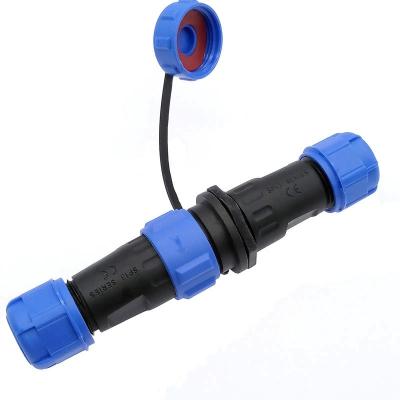 China Circular Waterproof Male Female Connector 13A 3 Pin Plug Socket Connector With Dustproof Cap for sale
