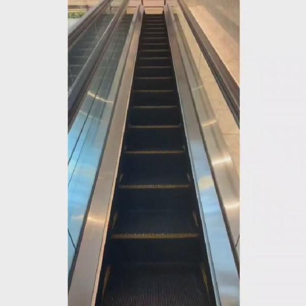 Quality VVVF Control Supermarket Escalator 0.5m/S 30 Degrees Inclination for sale