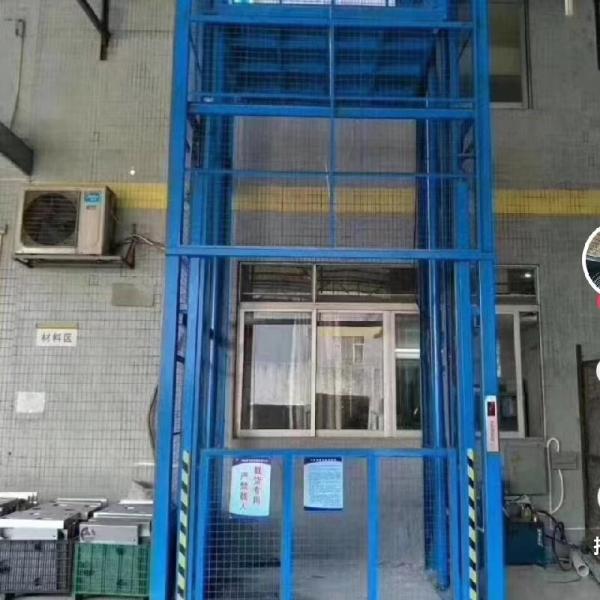 Quality Stable Warehouse Cargo Lift With Enhanced 3 Phase Power And Safety Features for sale