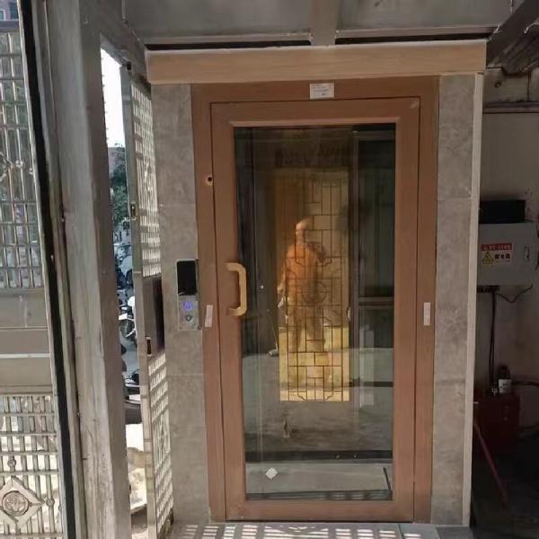 Quality 5 Stops Hydraulic Elevator With 304# Stainless Steel / Aluminium Alloy Cabin for sale