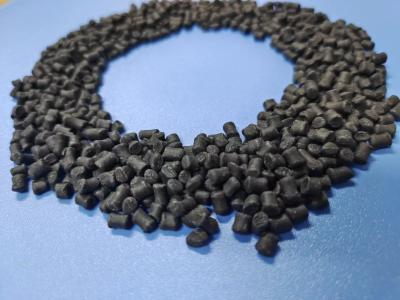 China Calcium Oxide Desiccant Masterbatch for Recycled Plastic Pellet Injection Molding for sale