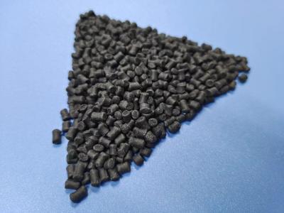 China Polyethylene-Based Black Desiccant Masterbatch for Moisture Removal in Injection Moulding for sale
