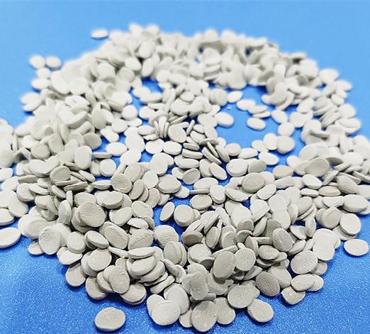 Grey White Desiccant Masterbatch CaO PE Carrier For Injection