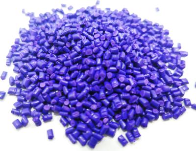 China Eco-Friendly Purple Masterbatch for Polyethylene and Multi-Polymer Applications for sale