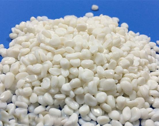 Quality High Adding Rate Filler Masterbatches BaSO4 Transparent PE Carrier for sale
