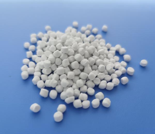 Quality Injection Blow Moulding caco3 masterbatch Recycled PP PE Carrier for sale