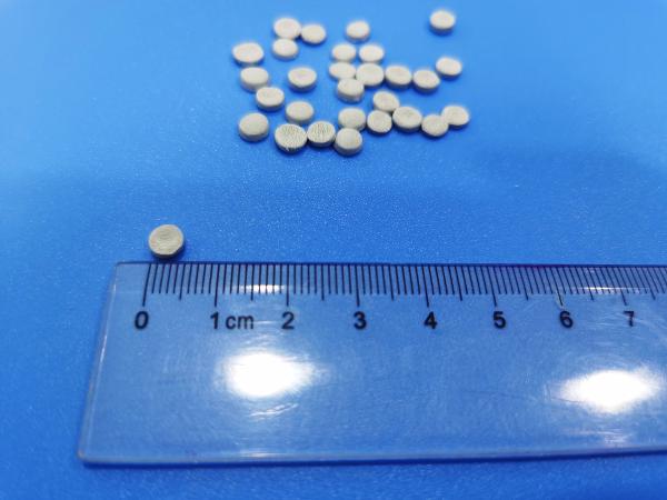 Quality Size Pellet 4mm Desiccant Masterbatch For Automatic Material Feeder Machine for sale
